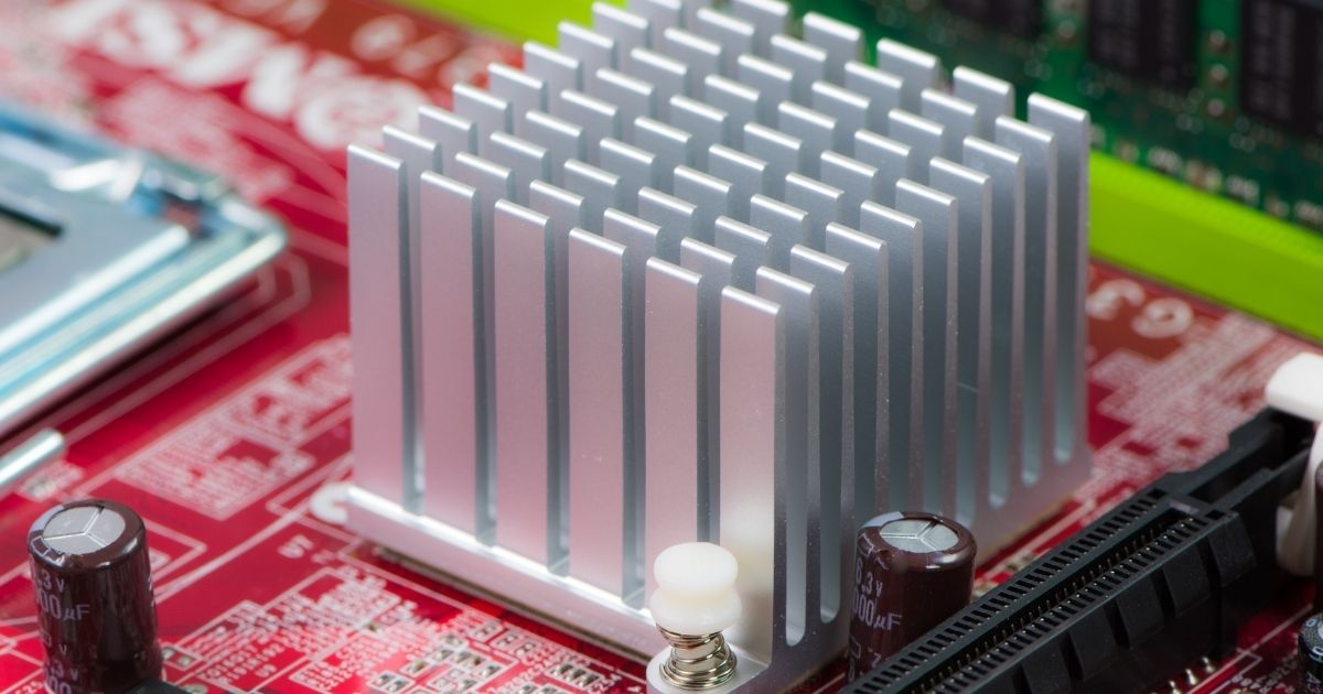 Gestione Termica dei PCB: Una Guida Completa